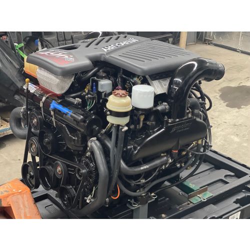 Inboard/Sterndrive Motors - Engines & Sterndrives